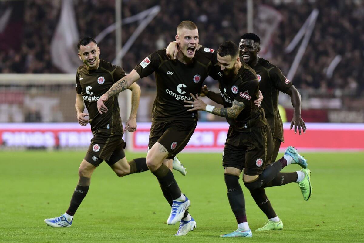 Forever St. Pauli, Eric Smith? - MillernTon